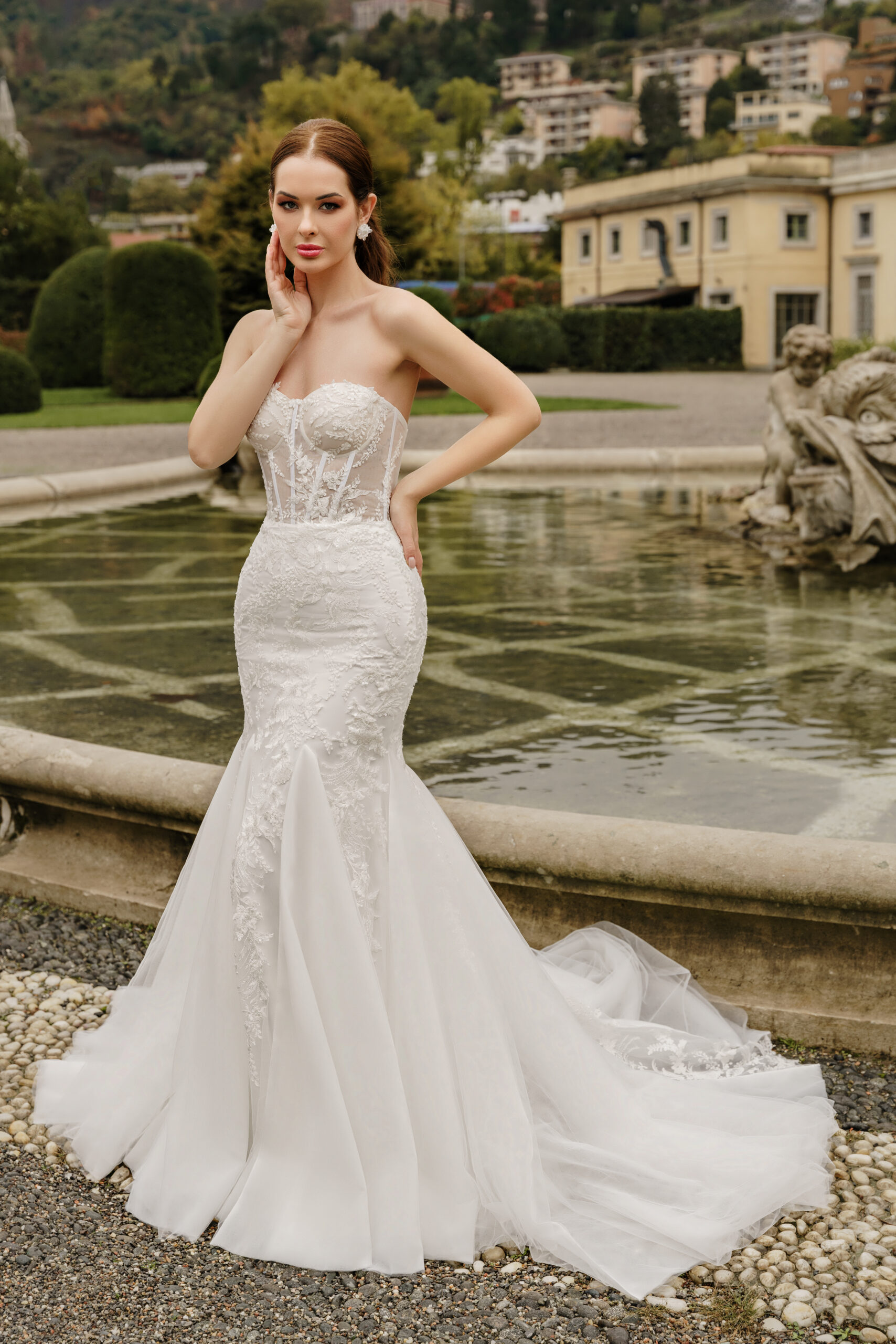 - Rochii de mireasa Timisoara - Colectia MELROSE - Model AMADA - Chic ...